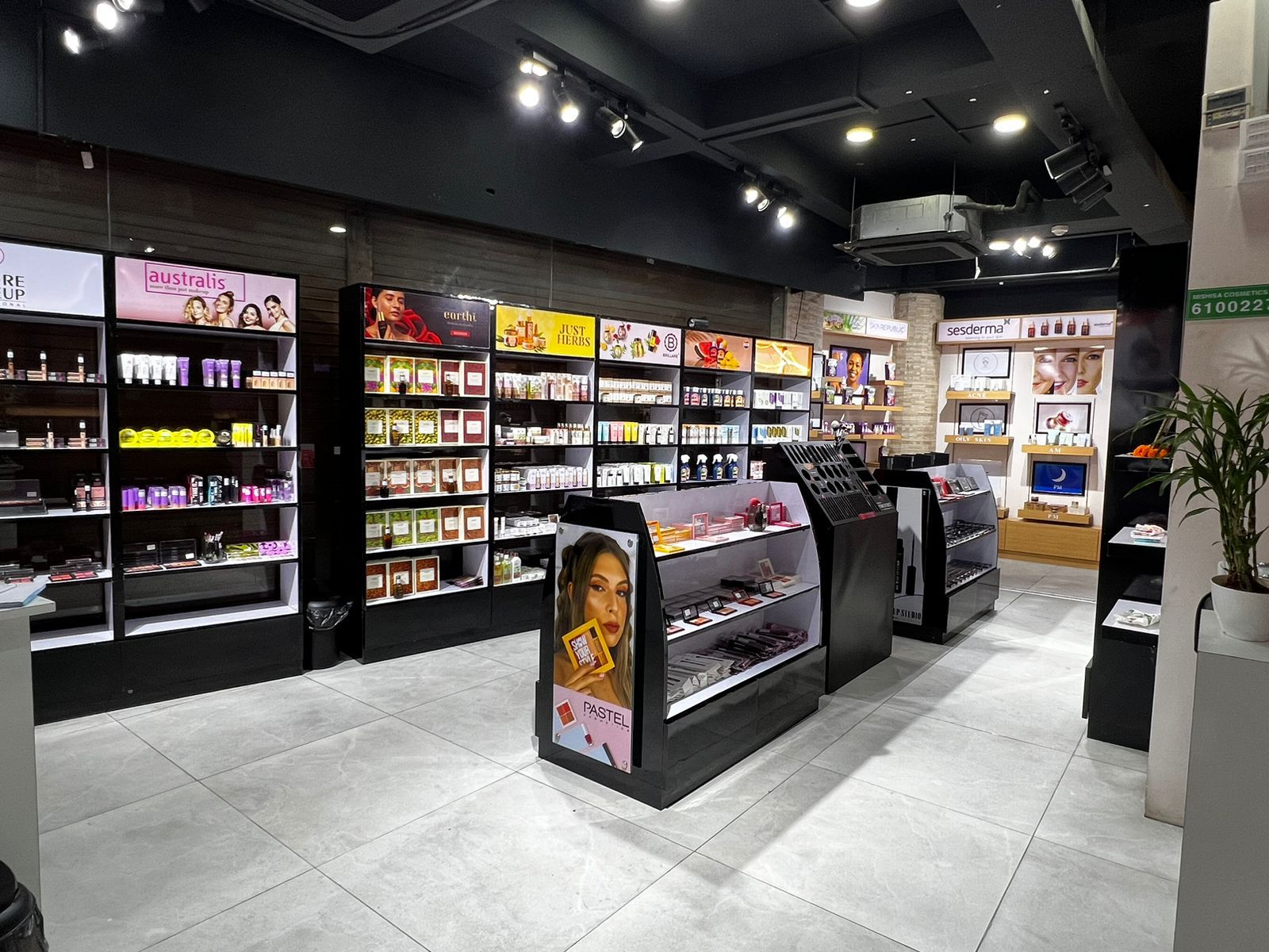 Mishisa - Branded Beauty Products Online Store | Makeup Products in Nepal